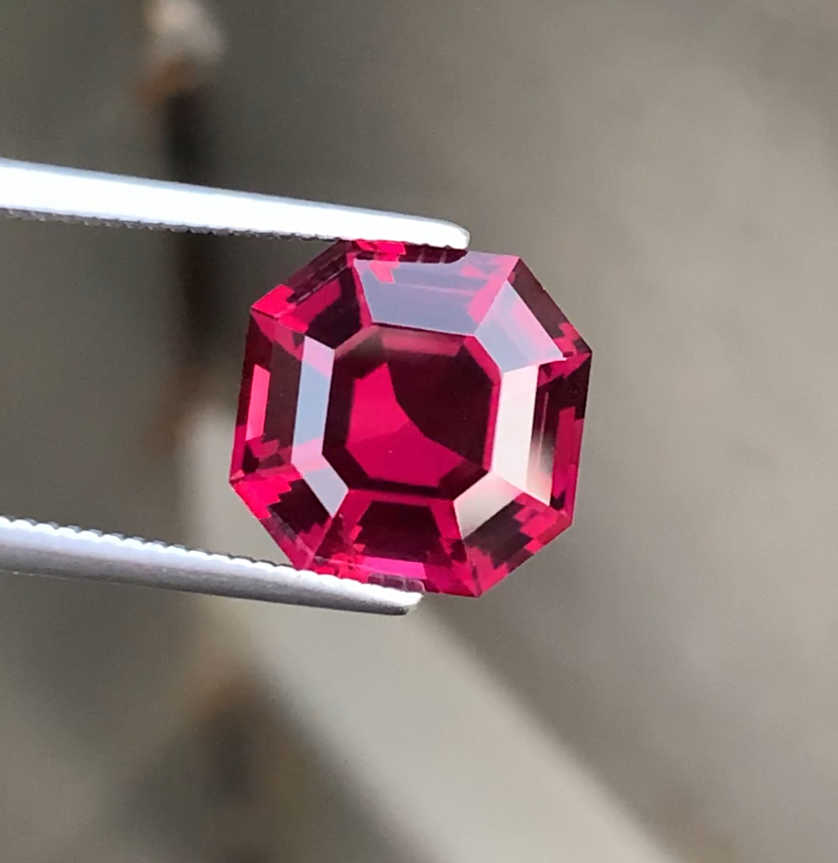 Flawless 4.65 CT Excellent Asscher Cut Natural Umbalite Garnet from ...